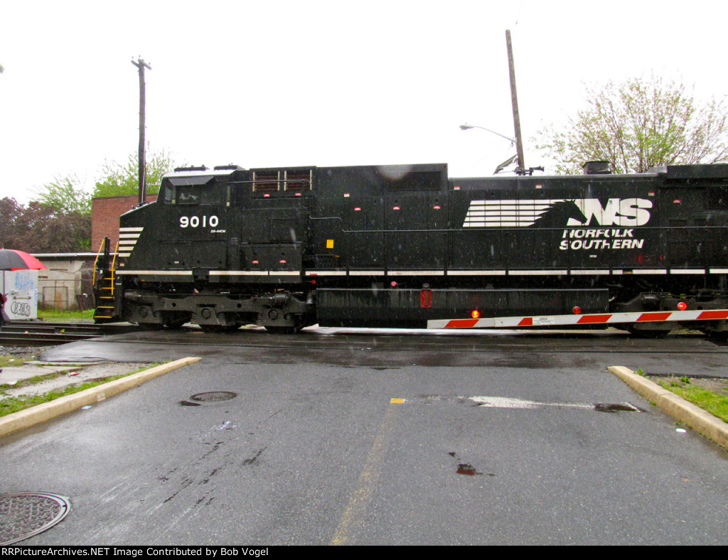 NS 9010